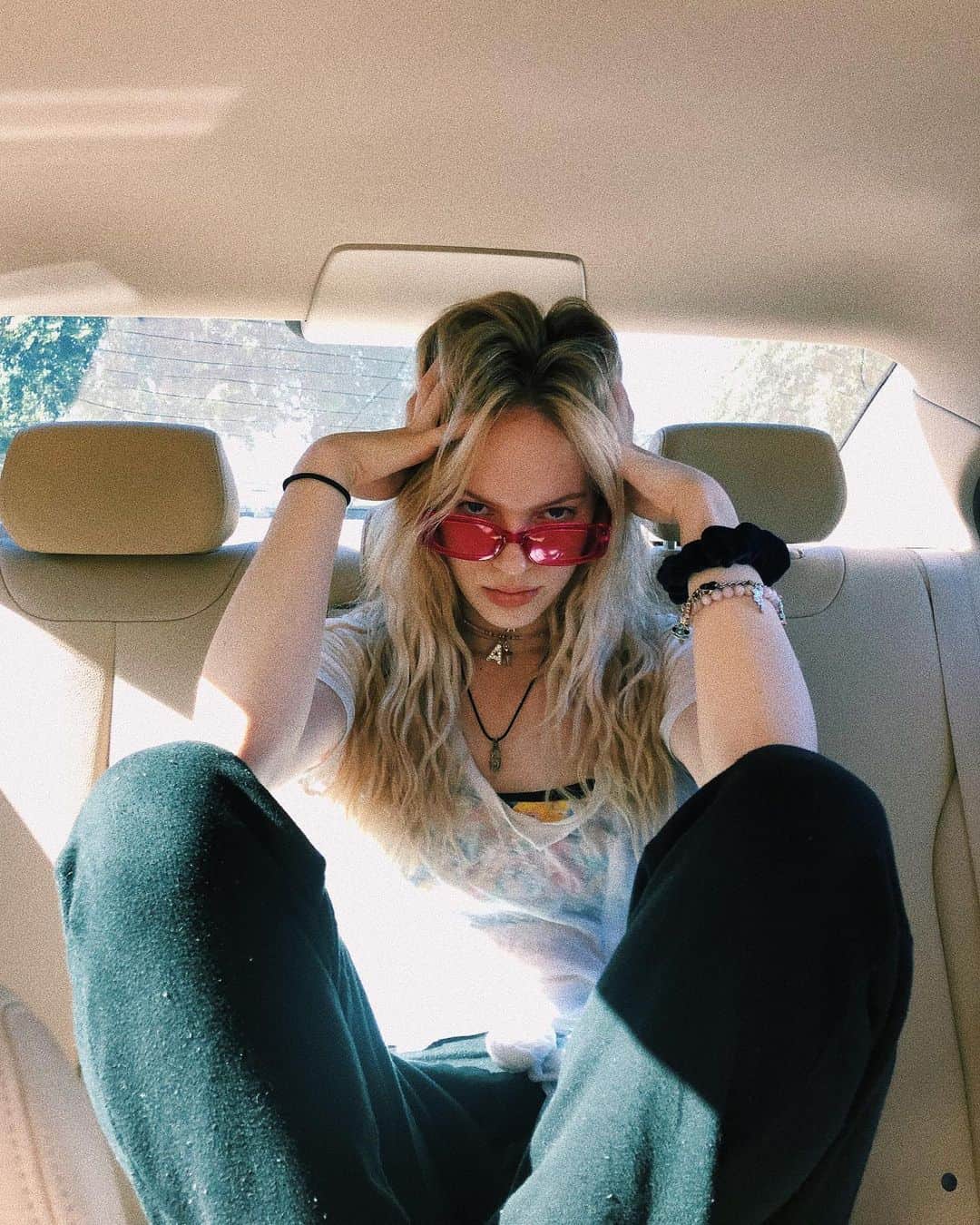 Addison Moffettさんのインスタグラム写真 - (Addison MoffettInstagram)「back of the ...