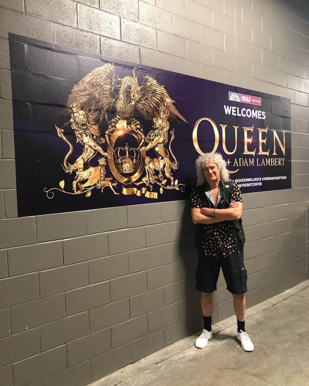 ブライアン・メイさんのインスタグラム写真 - (ブライアン・メイInstagram)「My life behind the scenes ...