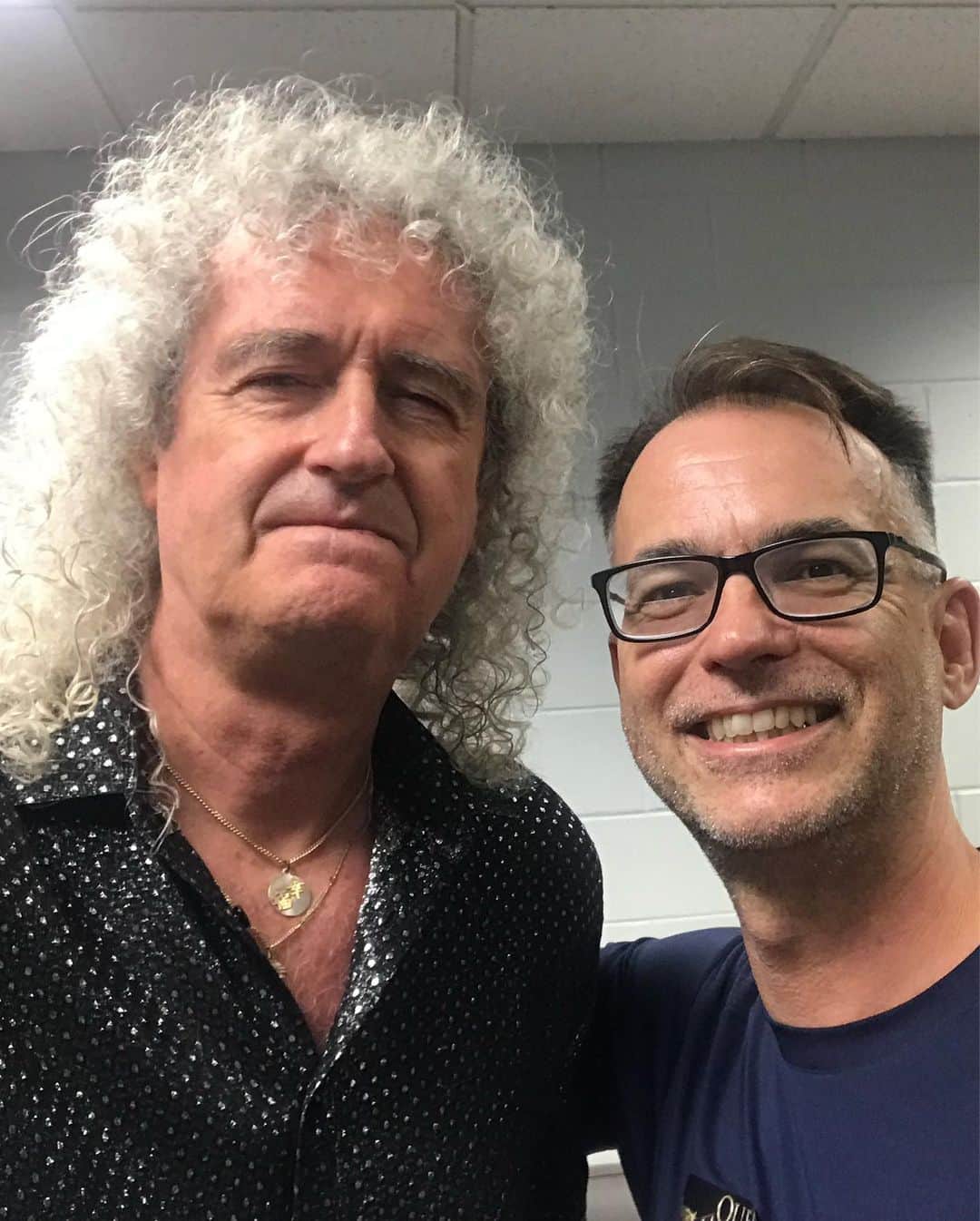 ブライアン・メイさんのインスタグラム写真 - (ブライアン・メイInstagram)「My life behind the scenes ...