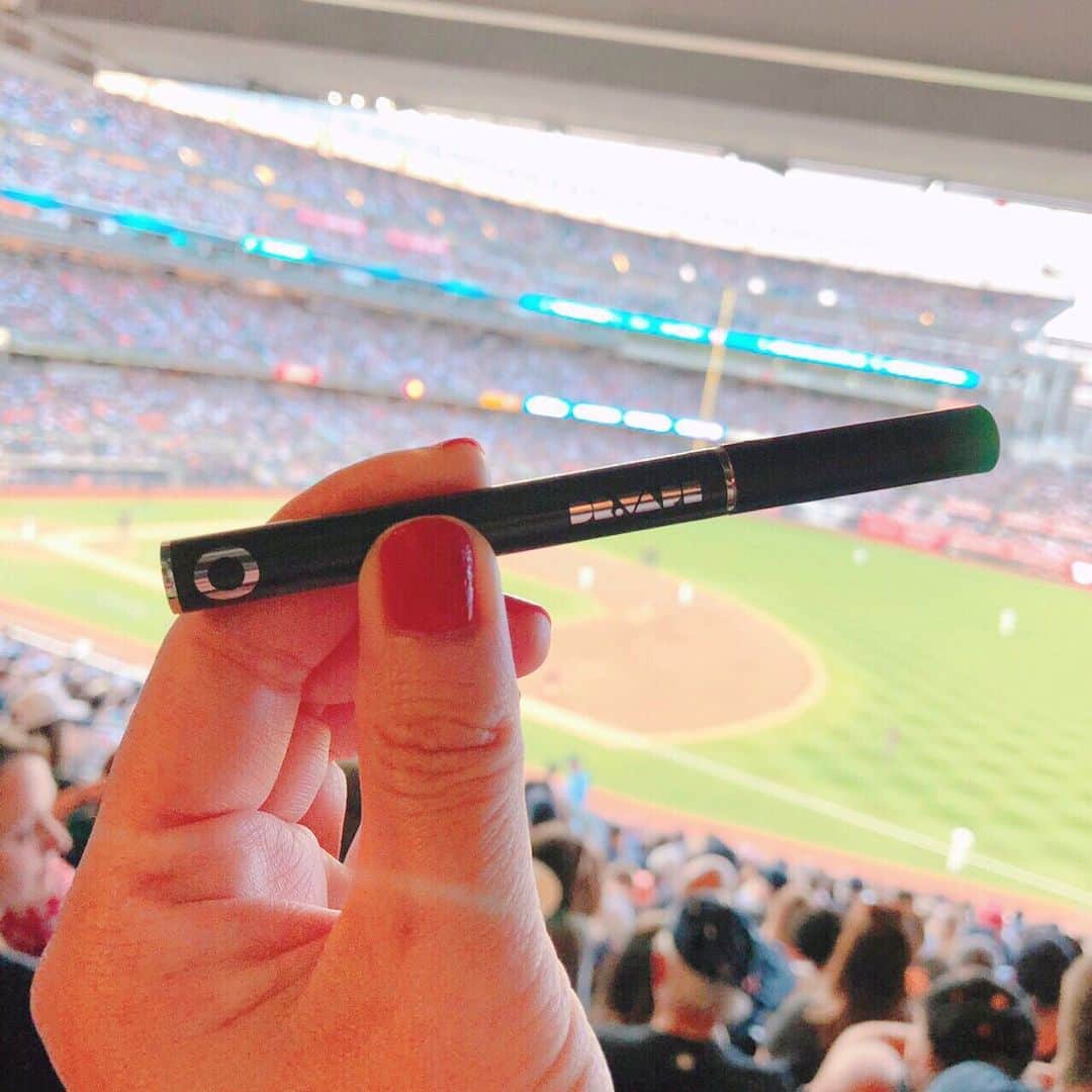 DR.VAPEさんのインスタグラム写真 - (DR.VAPEInstagram)「ヤンキースの試合へ！！ 活気のあるスタジアムで、vapeと ...