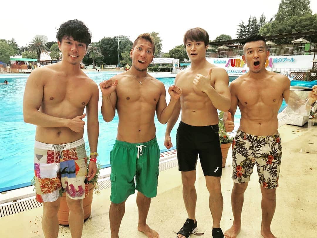 黒田悠斗さんのインスタグラム写真 - (黒田悠斗Instagram)「雨なのにプールきた…」8月28日 16時57分 - yuto_kuroda