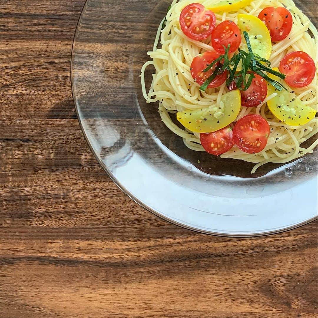 ukapiさんのインスタグラム写真 - (ukapiInstagram)「. . day off🍝 . 体調回復してきたから、 pasta食べたくなって作った。 玉葱入れるの忘れた ...