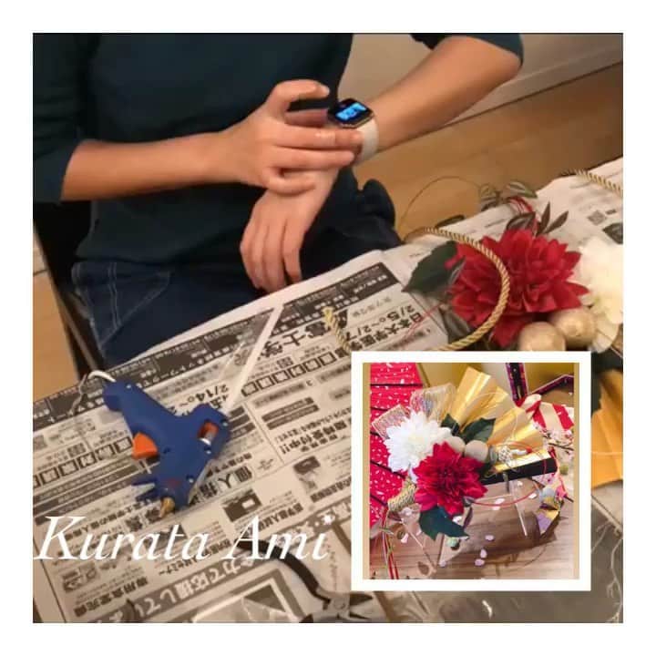 倉田亜味さんのインスタグラム動画 - (倉田亜味Instagram)「作品紹介:扇のブーケ #扇のブーケ #軽量 #着物と合わせて肩こらない #アーティフィシャルフラワー #アーティフィシャル ...