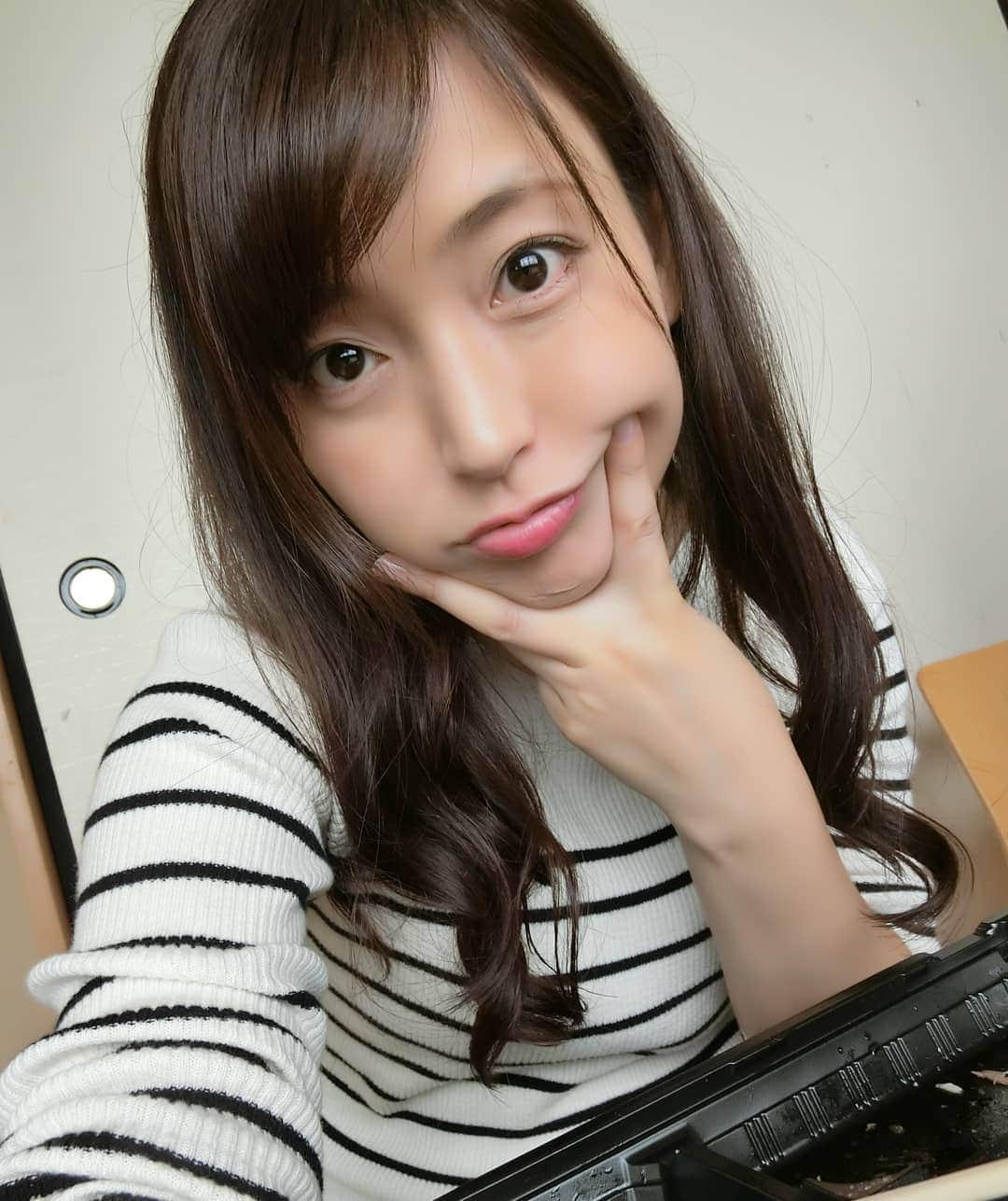 並木塔子さんのインスタグラム写真 並木塔子instagram 「vシネ撮影も終盤！ よい雰囲気です！ アウトレイジ凛 毎日自撮り