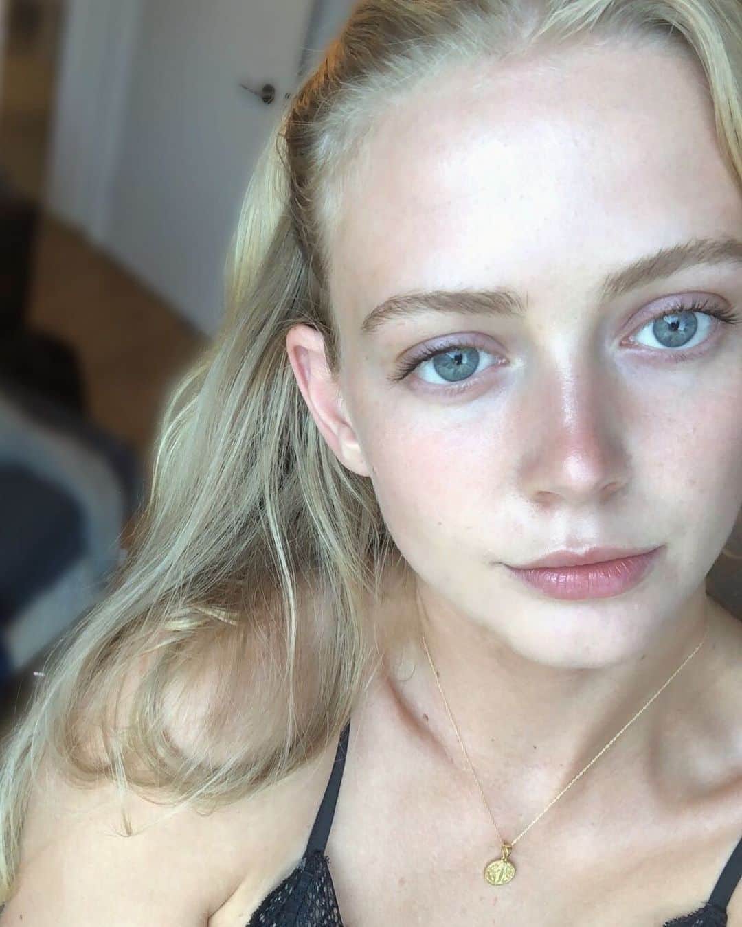 Aidan Leaさんのインスタグラム写真 - (Aidan LeaInstagram)「Heading into the mountains ...