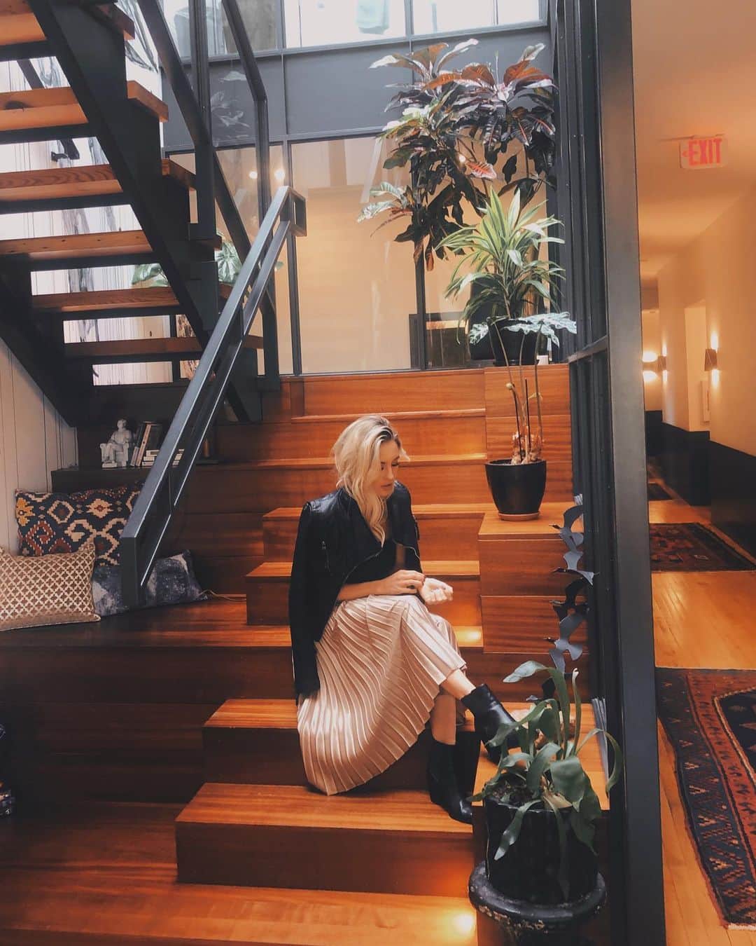 Kalyn Nicholsonさんのインスタグラム写真 - (Kalyn NicholsonInstagram)「Catch you on ...