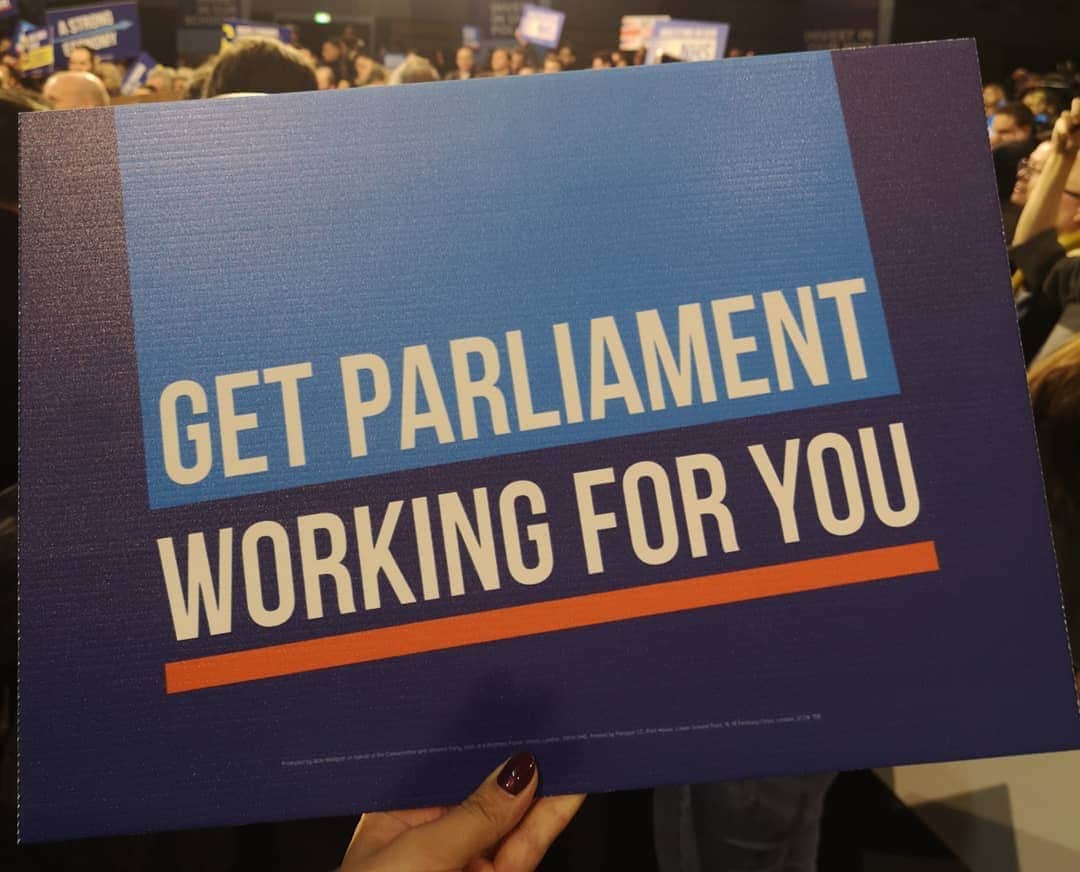 アンナ＝マリア・ガロヤンさんのインスタグラム写真 - (アンナ＝マリア・ガロヤンInstagram)「Conservative Party ...