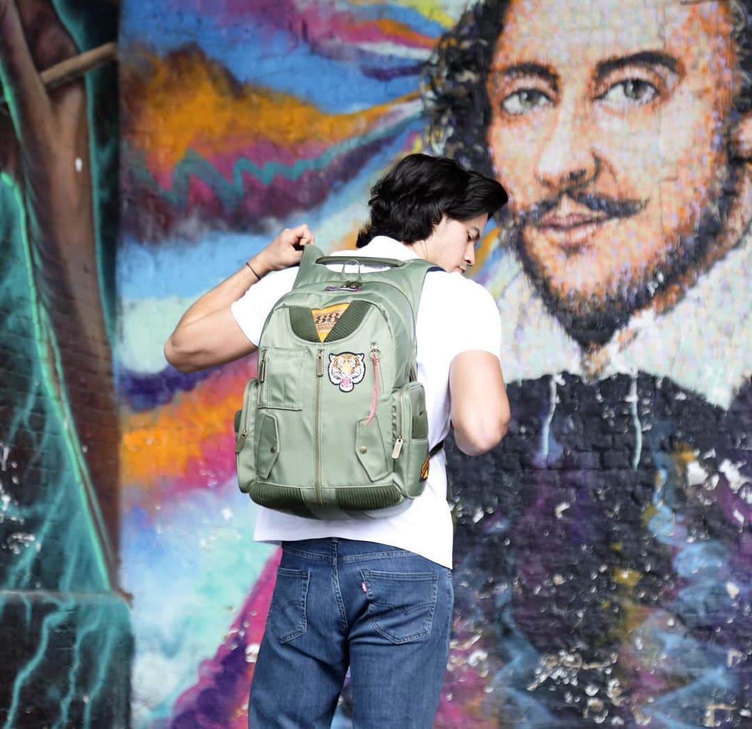 The Berricsさんのインスタグラム写真 - (The BerricsInstagram)「Shop Hellcat backpack ...