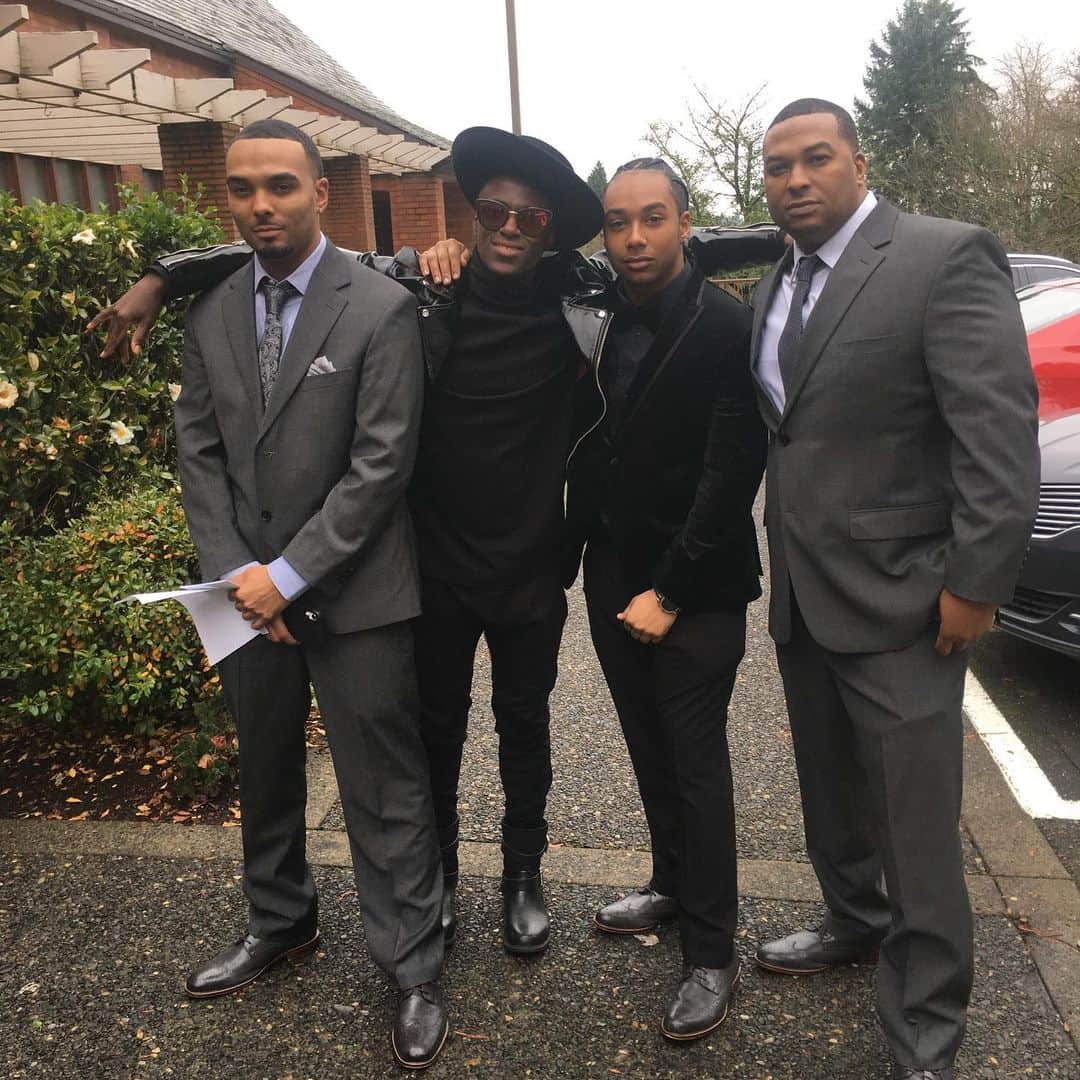 JONTE’さんのインスタグラム写真 - (JONTE’Instagram)「R.I.P DADDY! 😢💔😩. This “holiday ...