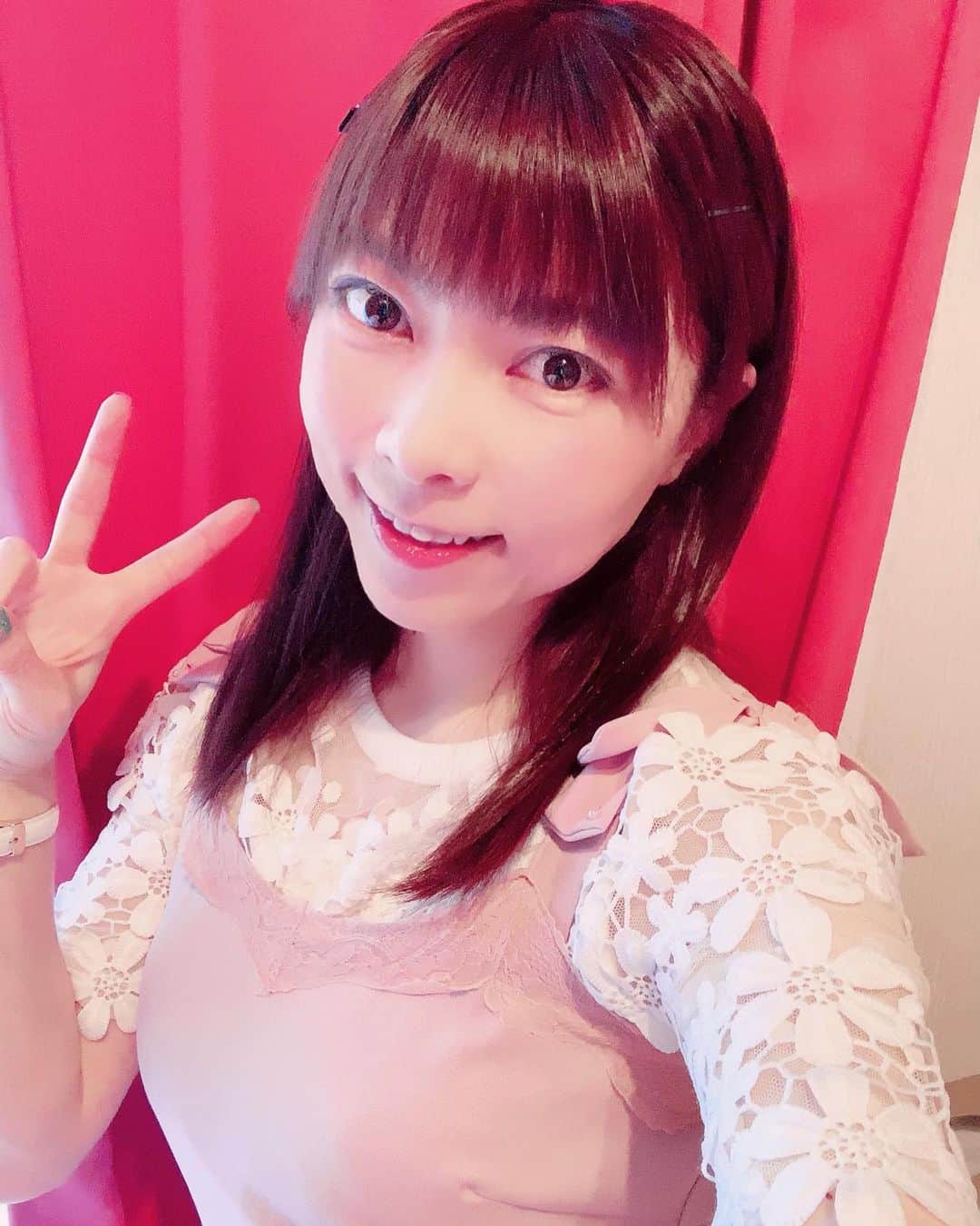 DJ MIYAさんのインスタグラム写真 - (DJ MIYAInstagram)「やっほーぉ ️みんな初売り行ったあ？今日のメイクとコーデは ...