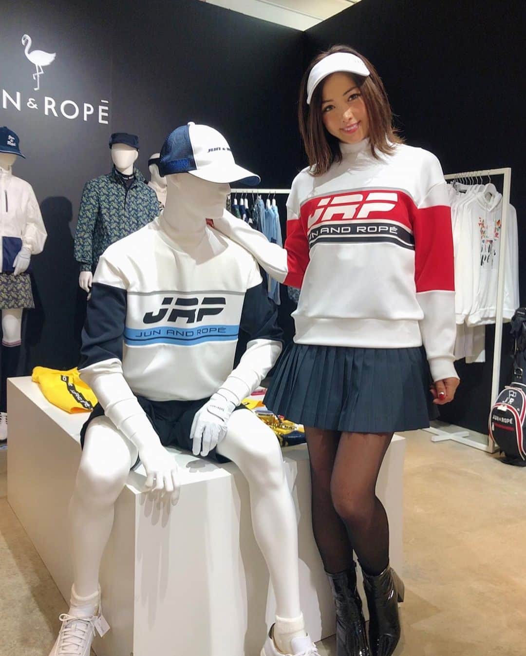 あおい夏海さんのインスタグラム写真 - (あおい夏海Instagram)「こんにちは！！ 先日 @junandrope の展示会にお邪魔してきました！ @kayoko_t827 さんありがとう ...