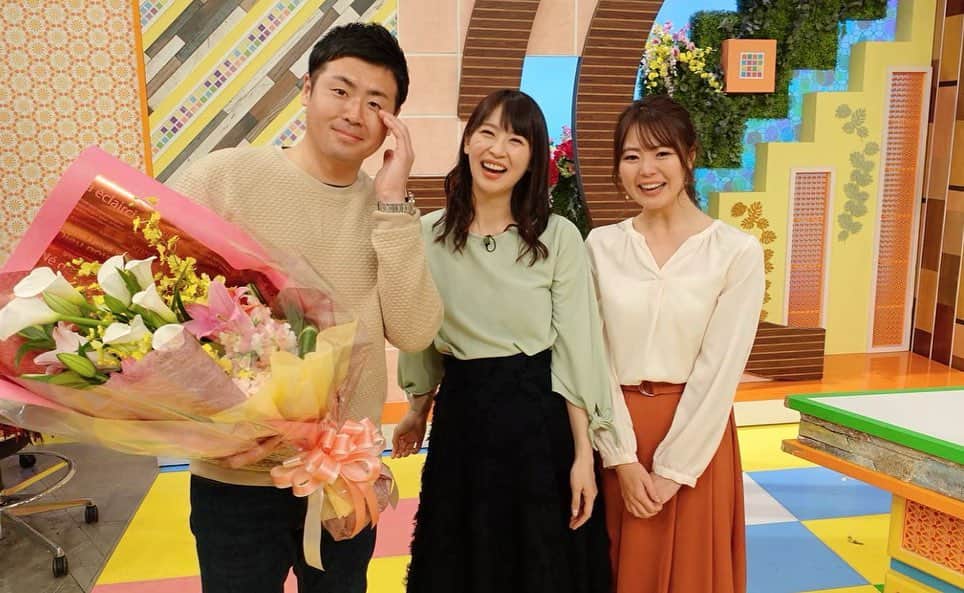 静岡朝日テレビ5chさんのインスタグラム写真 - (静岡朝日テレビ5chInstagram)「広瀬です。今まで本当にありがとうございました。 大切な人に囲まれ、たくさんの方と出会い、幸せすぎる ...