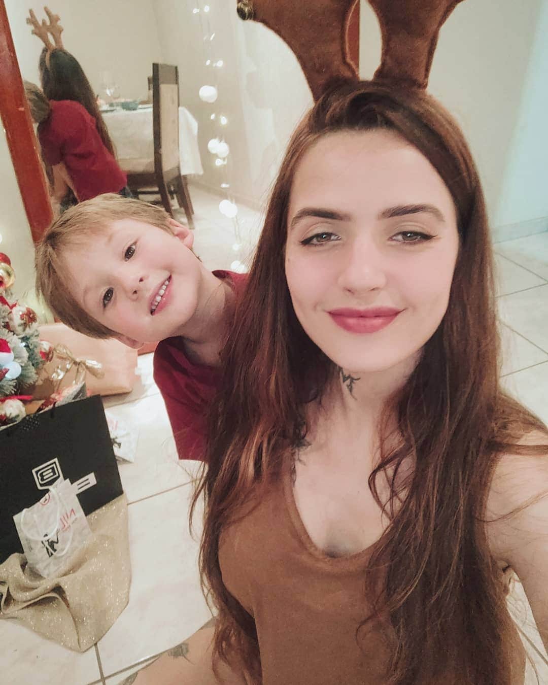 Anna Vargasさんのインスタグラム写真 - (Anna VargasInstagram)「Feliz Natal!!! ️🌲☃️」12 ...