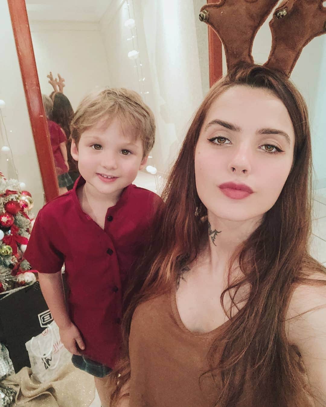 Anna Vargasさんのインスタグラム写真 - (Anna VargasInstagram)「Feliz Natal!!! ️🌲☃️」12 ...