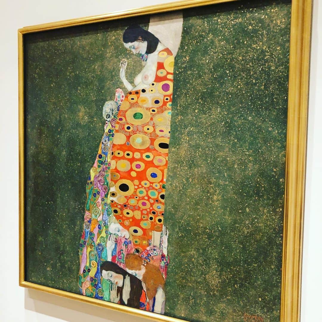 岡田育さんのインスタグラム写真 - (岡田育Instagram)「2019/10 Hello. Again. Paintings. #moma ...