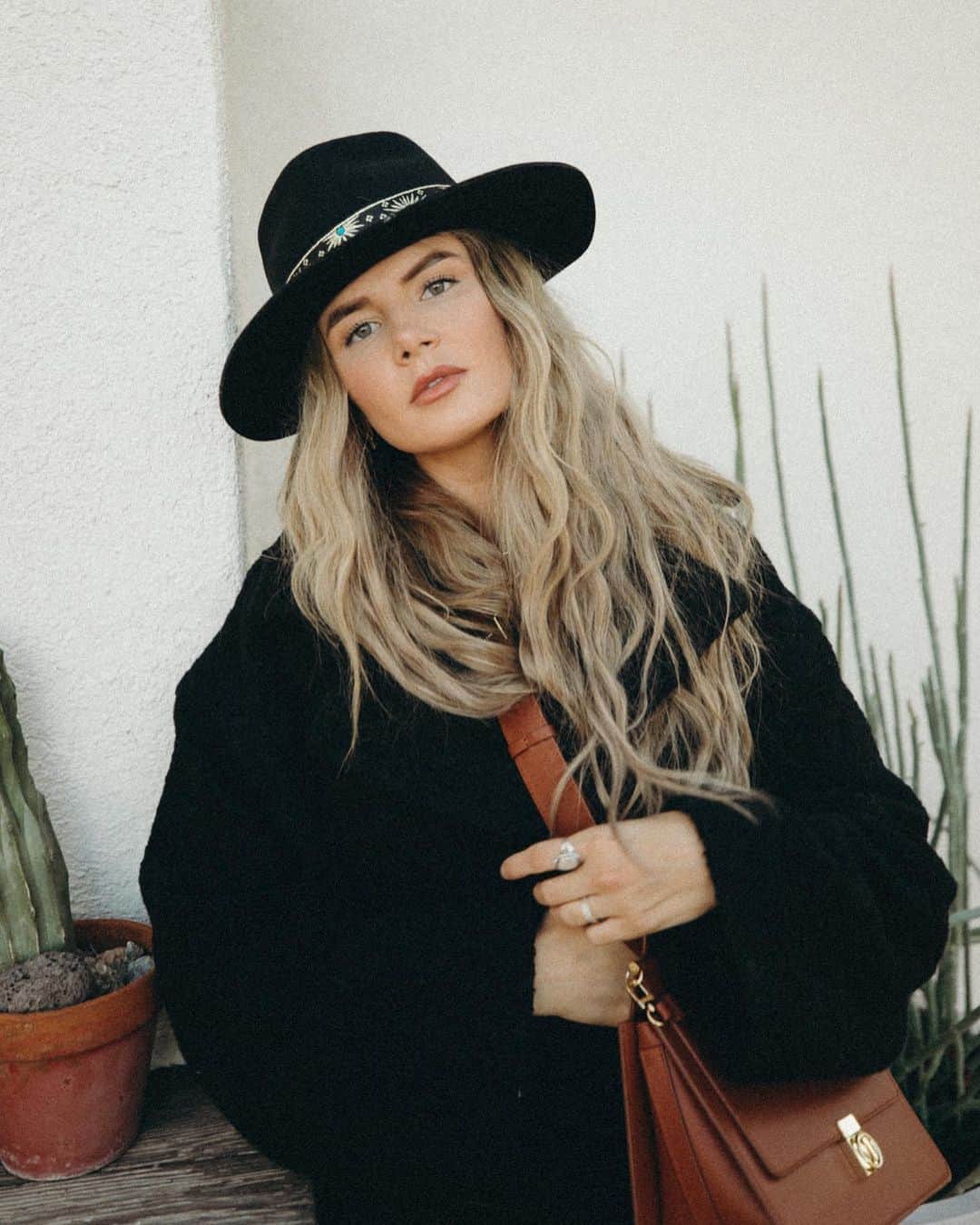 Amber Fillerup Clarkさんのインスタグラム写真 - (Amber Fillerup ClarkInstagram)「🤠」1月 ...