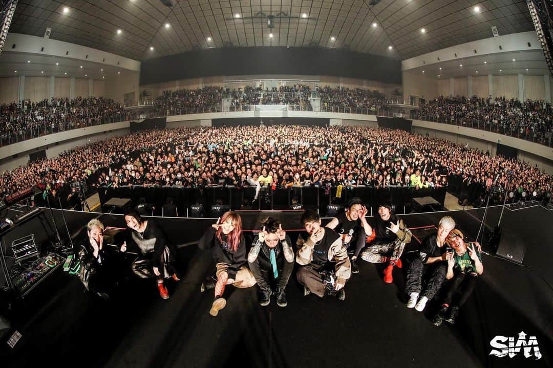 LiSAさんのインスタグラム写真 - (LiSAInstagram)「RT SiM presents「THE EYEWALL NiGHT vol.2」at 福岡国際センター ありがとうござい ...