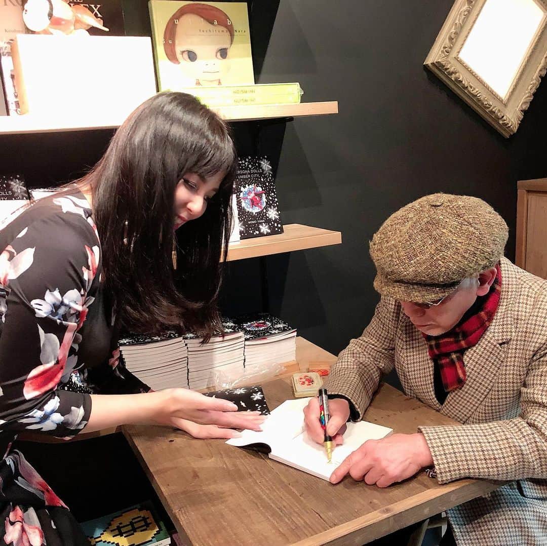 加藤美佐子さんのインスタグラム写真 - (加藤美佐子Instagram)「【原宿のレジェンド・79 歳の現代アーティスト #MOMOYAMA個展 「Origin」】 お誘い頂きレセプションにお ...