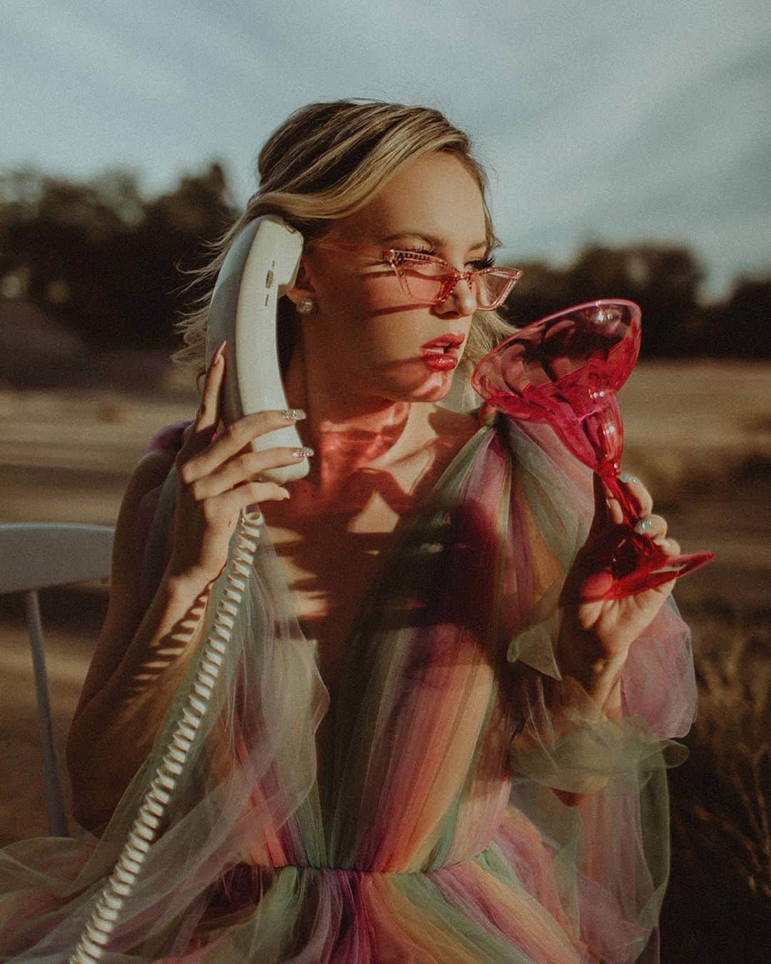 Addison Moffettさんのインスタグラム写真 - (Addison MoffettInstagram)「Wait hold on a ...