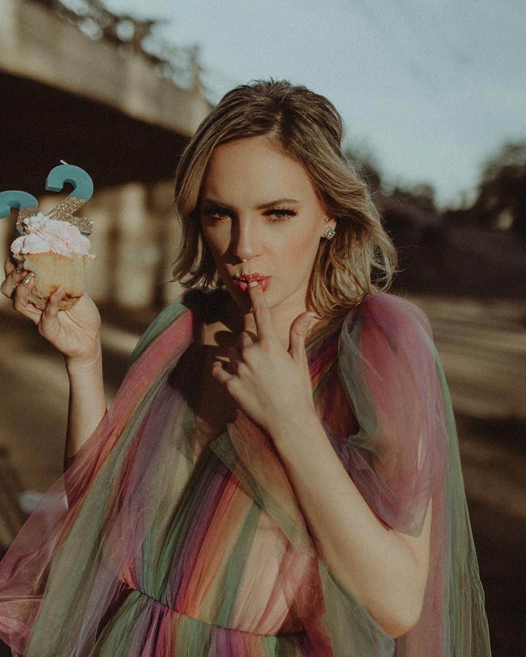 Addison Moffettさんのインスタグラム写真 - (Addison MoffettInstagram)「Wait hold on a ...