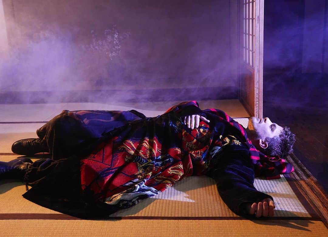 レスリー・キーさんのインスタグラム写真 - (レスリー・キーInstagram)「Vogue Taiwan December 2019 ...