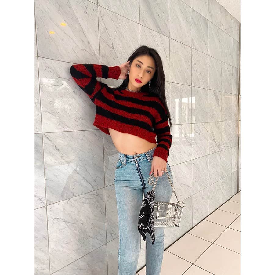 河内セリアさんのインスタグラム写真 - (河内セリアInstagram)「@spiralgirl_official のデニム 後ろまでチャックになってるの🤫 ️」2月19日 20時14分 ...