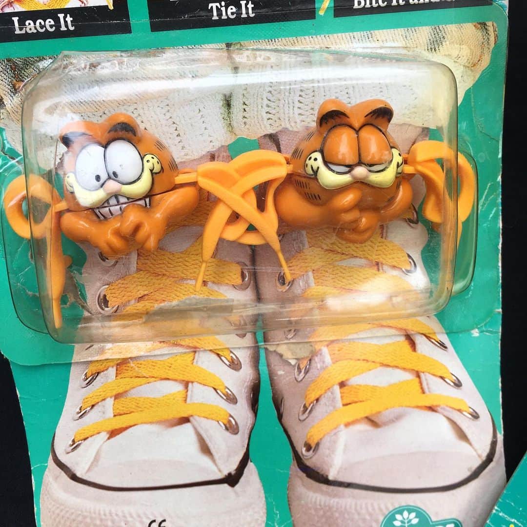 おもちゃやSPIRALさんのインスタグラム写真 - (おもちゃやSPIRALInstagram)「80's GARFIELD Bow ...