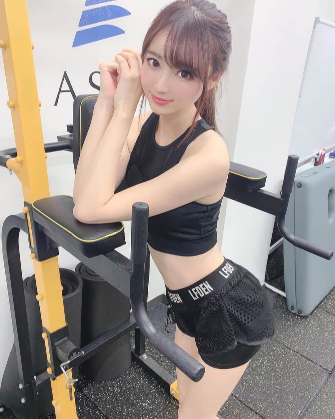 小越しほみさんのインスタグラム写真 - (小越しほみInstagram)「・ ・ ・ 久しぶりにジム @aspi_gym 行ってきたよ🏋️‍♀️ ・ 久々なので体に負担少ないメニューお願いし ...