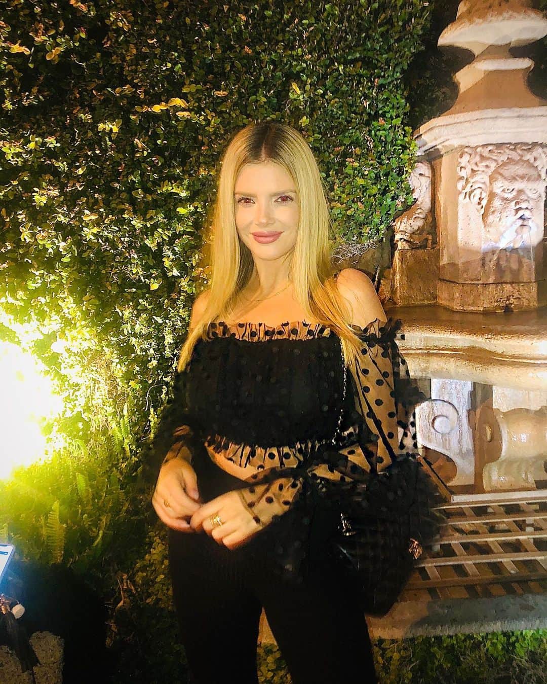 Stephanie Brantonさんのインスタグラム写真 - (Stephanie BrantonInstagram)「💌🖤💋」3月5日 4 ...