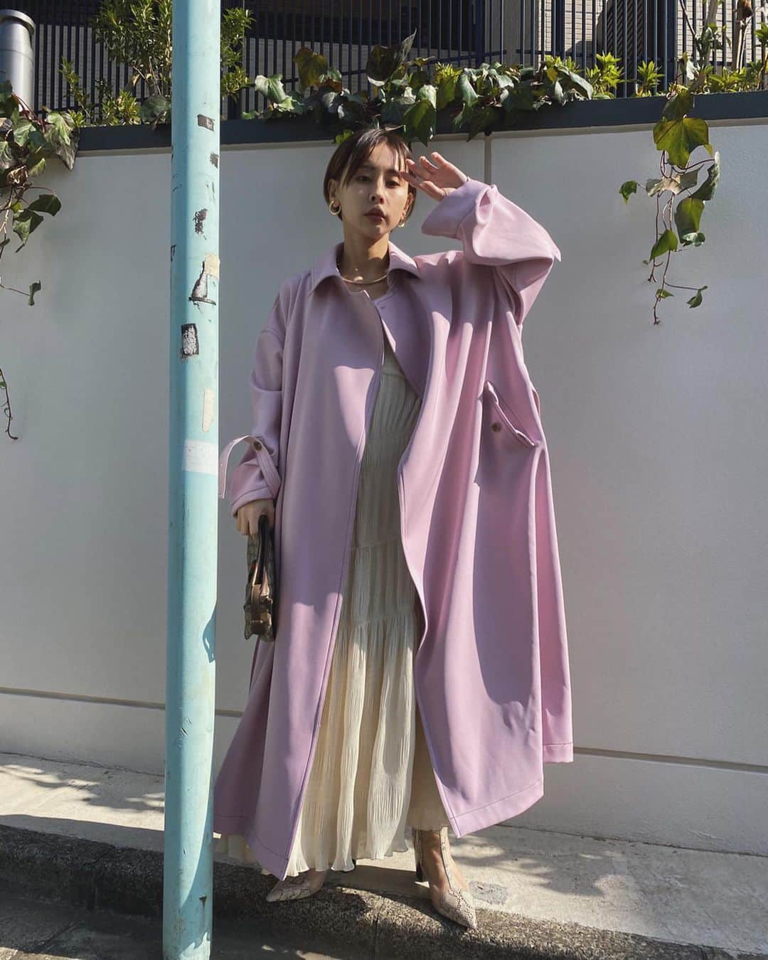 黒石奈央子さんのインスタグラム写真 - (黒石奈央子Instagram)「あめりふく。 . . . SOUFFLE OVER COAT ¥27000+tax 3/13 SHIRRING ...