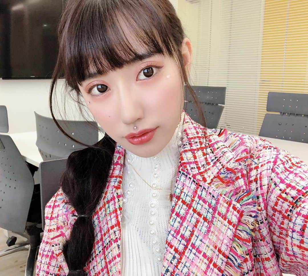 水森翠さんのインスタグラム写真 - (水森翠Instagram)「事務所に行ってきました ️ #naturalmakeup」3月16日 15時03分 - sui_mizumori