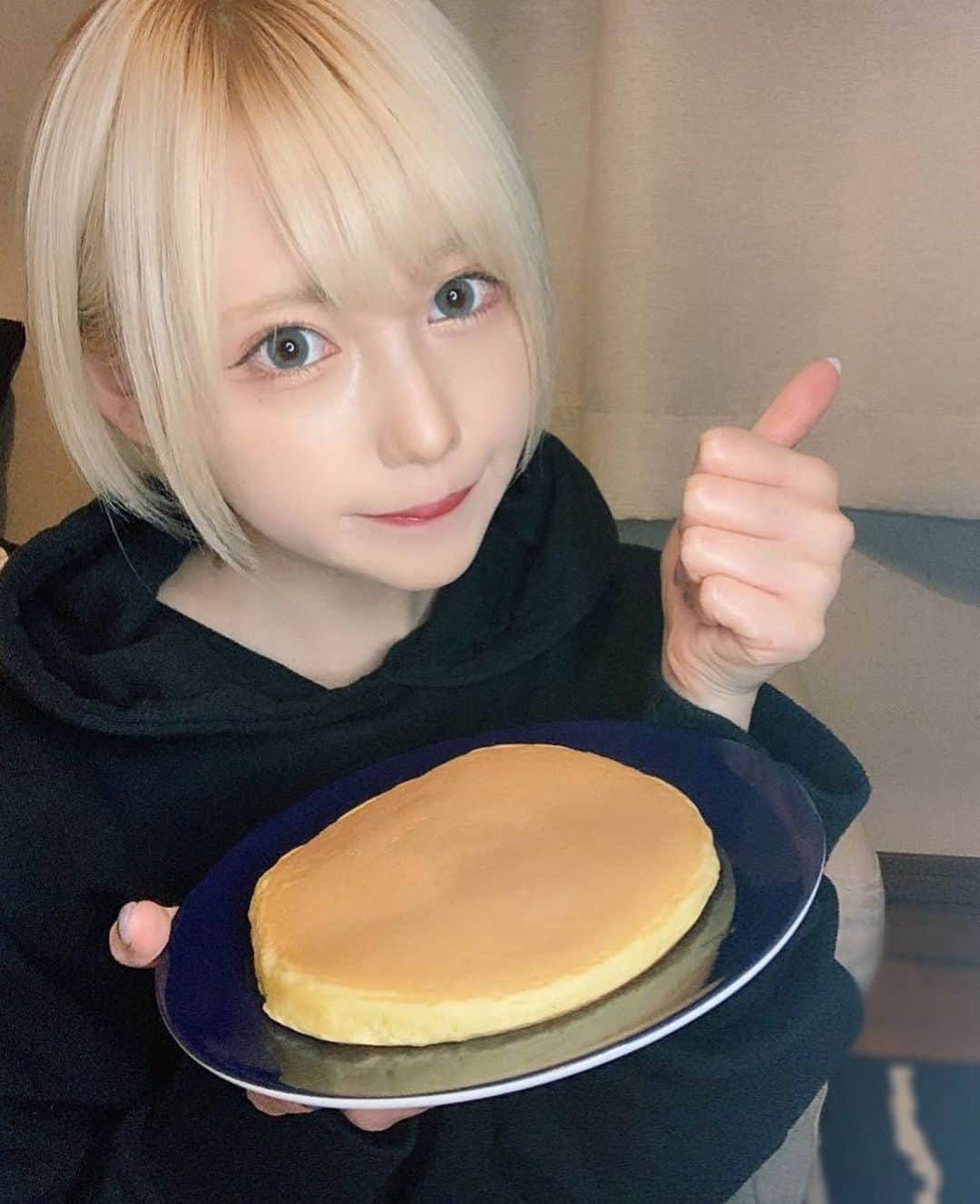 篠崎こころさんのインスタグラム写真 - (篠崎こころInstagram)「ホットケーキを焼いたよ👍」4月21日 22時31分 ...