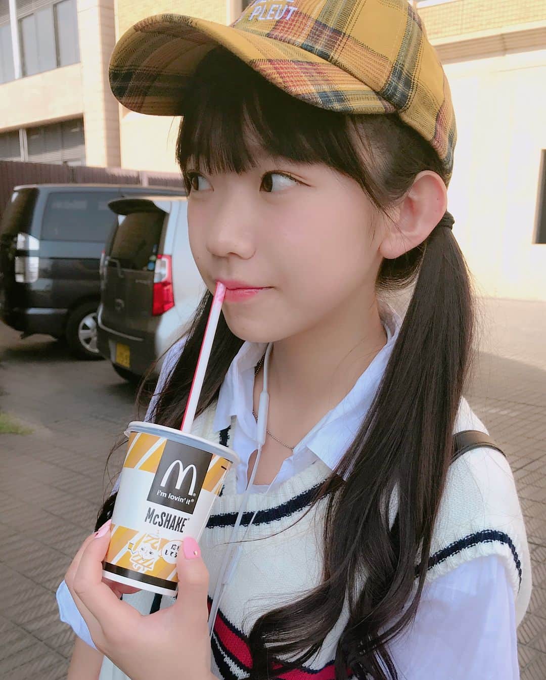 長澤茉里奈さんのインスタグラム写真 - (長澤茉里奈Instagram)「私服は最近ハマってる スクールコーデ👩‍🎓 くっくは#yosuke ...