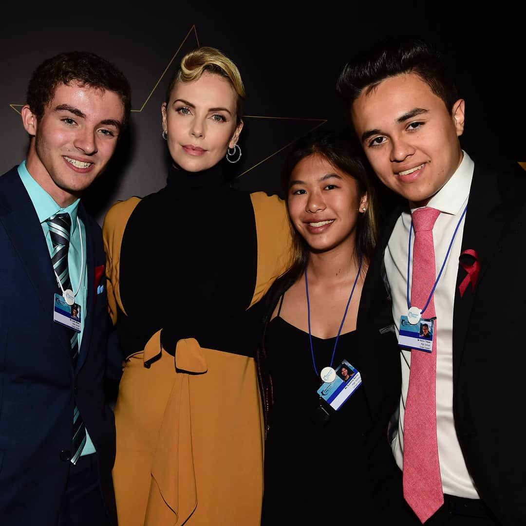 シャーリーズ・セロンさんのインスタグラム写真 - (シャーリーズ・セロンInstagram)「Meet Lewis Mizen ...