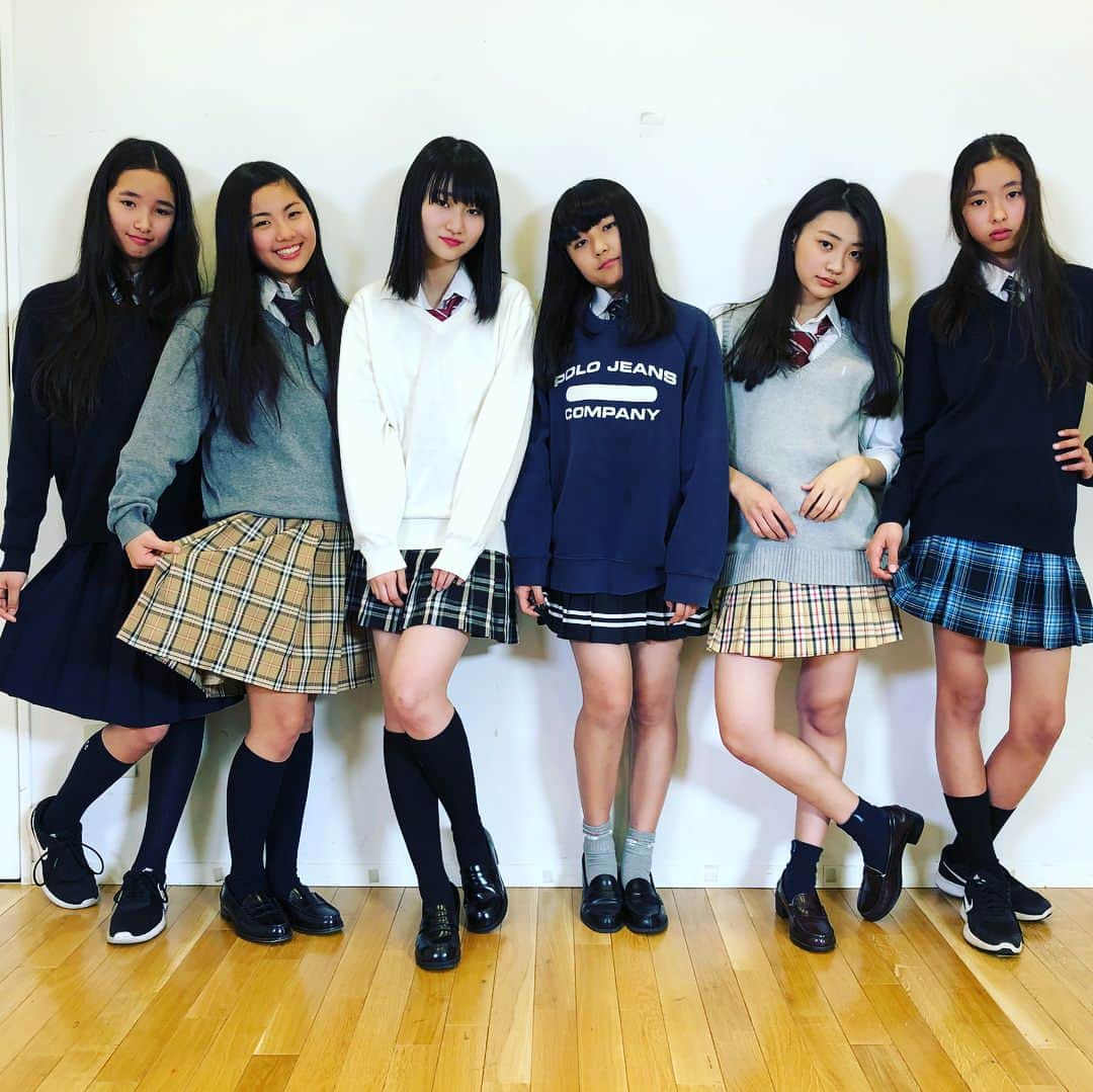 TEENAGERSさんのインスタグラム写真 - (TEENAGERSInstagram)「制服🦄🌈💝 ＊ #オフショット #YouTuber #TEENAGERSjapan # ...