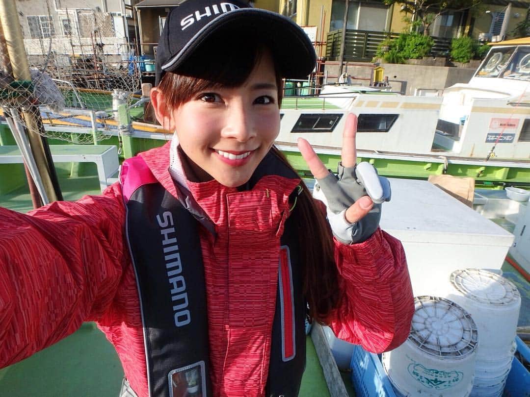 阪本智子さんのインスタグラム写真 阪本智子instagram 「おはよー☀️🧡 ようやく出船だ ⸜ ॑꒳ ॑ ⸝⛴⋆