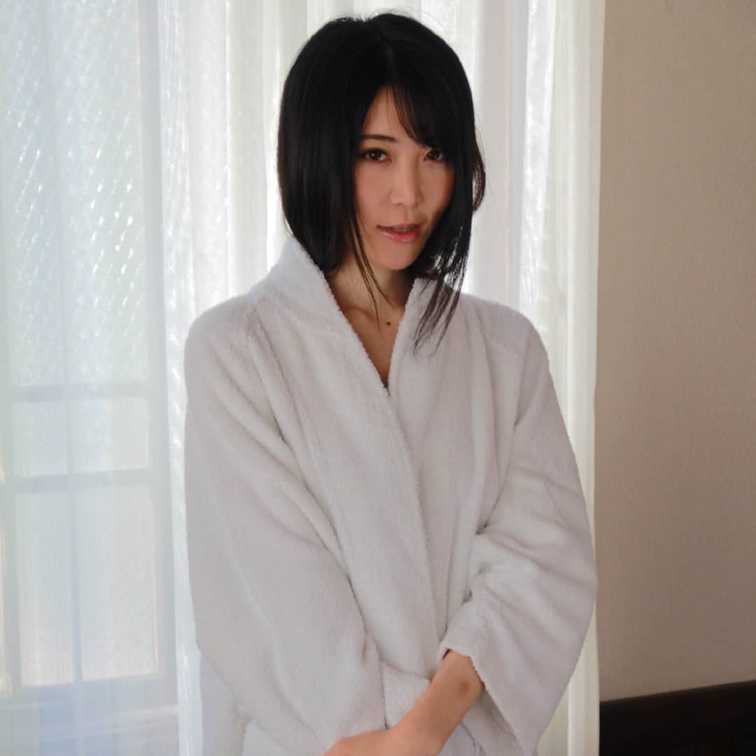 七菜乃さんのインスタグラム写真 - (七菜乃Instagram)「#マニア倶楽部 #オフショット」4月18日 23時08分 ...