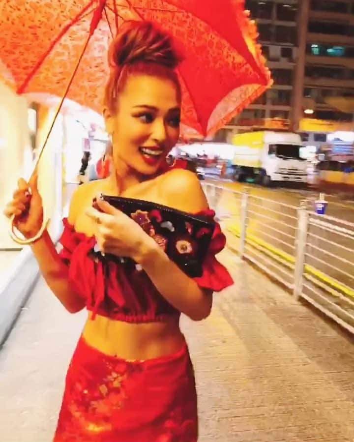RiRiさんのインスタグラム動画 - (RiRiInstagram)「香港1日目、いろんな所を回れて、めちゃくちゃ楽しかったあああ🤤 ️ ...