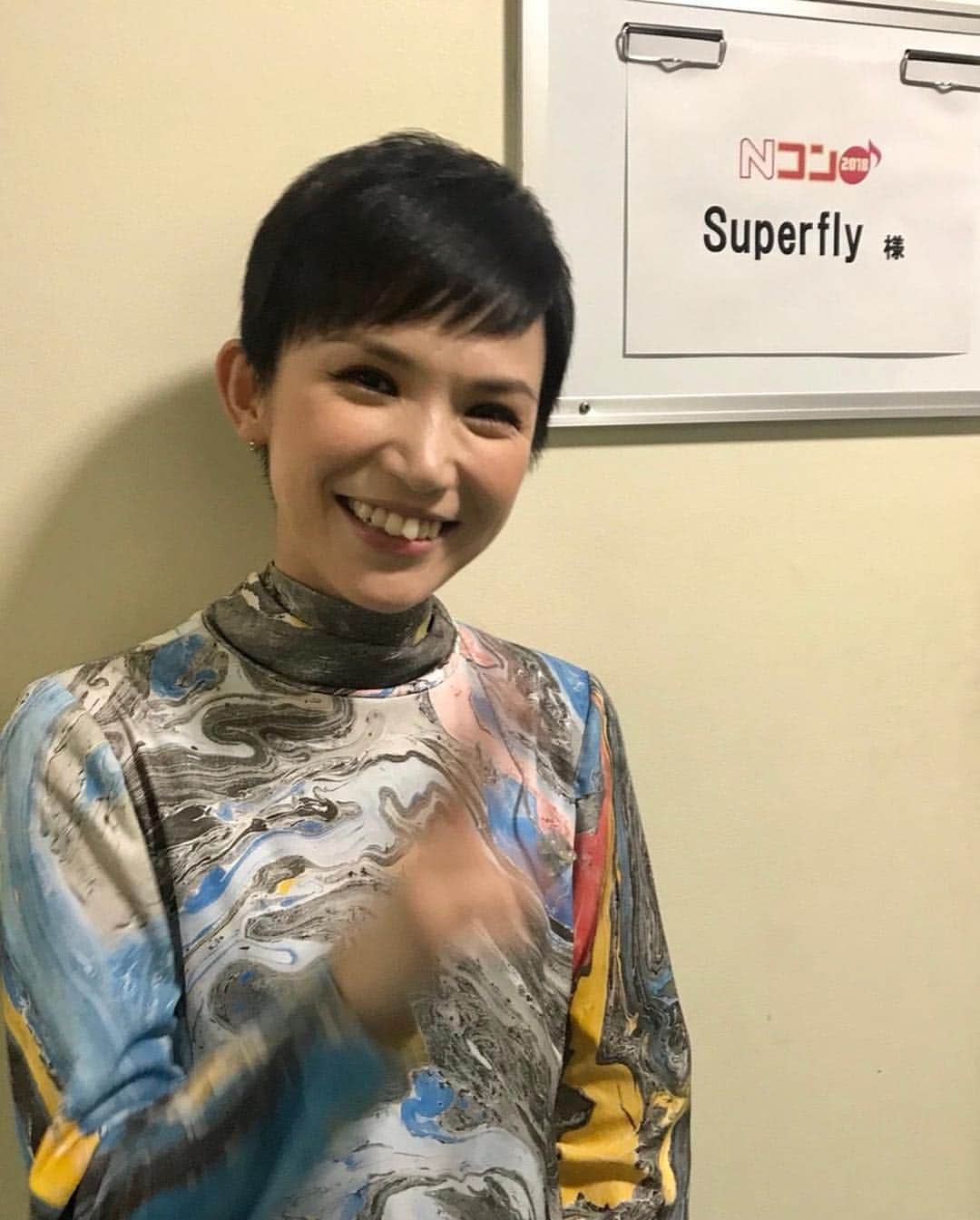 Superflyさんのインスタグラム写真 - (SuperflyInstagram)「Nコン決勝に参加しました！ 出演者みなさんで、Giftsを大合唱してくれて、涙でた。 声のパワーはすごいね ...