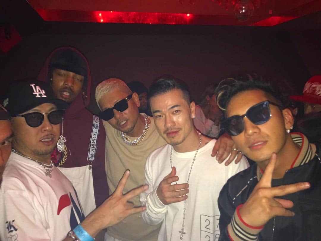 Kayzabroさんのインスタグラム写真 - (KayzabroInstagram)「アフターパーティまで最高かよ #ak69 #武道館」4月 ...