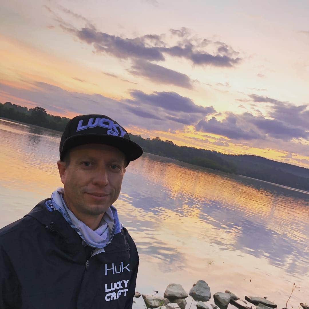 Brent Ehrlerさんのインスタグラム写真 - (Brent EhrlerInstagram)「Beautiful view to ...