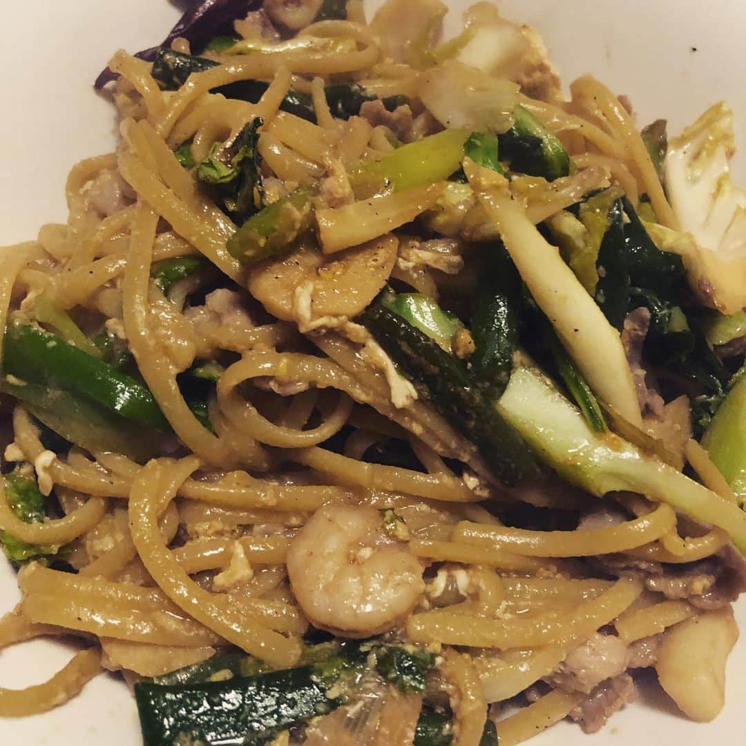 広田みのるさんのインスタグラム写真 - (広田みのるInstagram)「この「重曹で茹でたリングイネのカウスエジョー」と「ワンポットで仕上げ ...