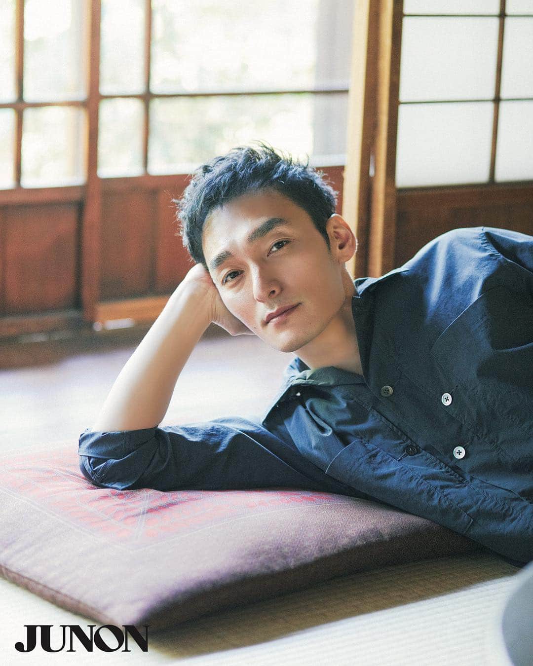 新しい地図さんのインスタグラム写真 - (新しい地図Instagram)「【SCHEDULE更新】 4月22日(月)発売『JUNON』6月号に草彅剛が登場いたします！ https ...