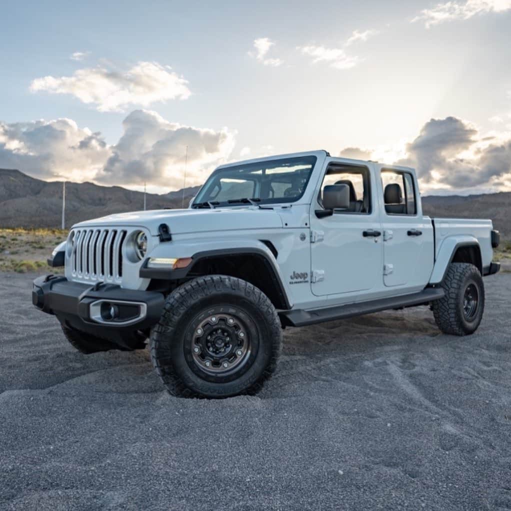 CarsWithoutLimitsさんのインスタグラム写真 - (CarsWithoutLimitsInstagram)「“Win the ...