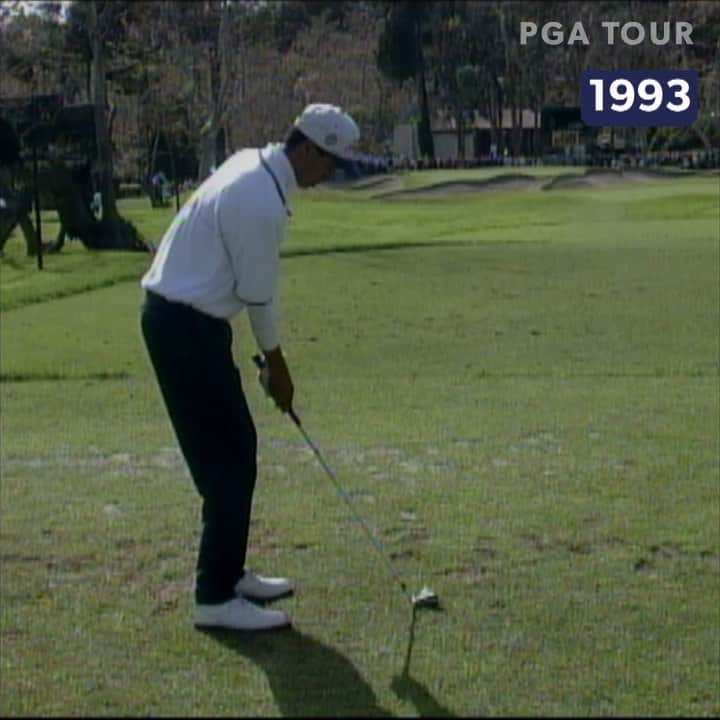 PGA TOURさんのインスタグラム写真 - (PGA TOURInstagram)「📲 Swipe thru the evolution of @tigerwoods' swing.」5月 ...