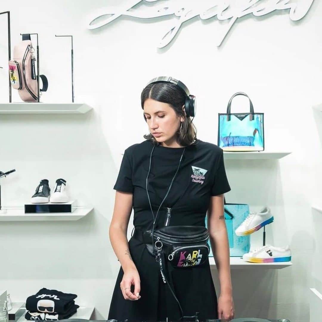 カールラガーフェルドさんのインスタグラム写真 - (カールラガーフェルドInstagram)「This weekend in Moscow ...