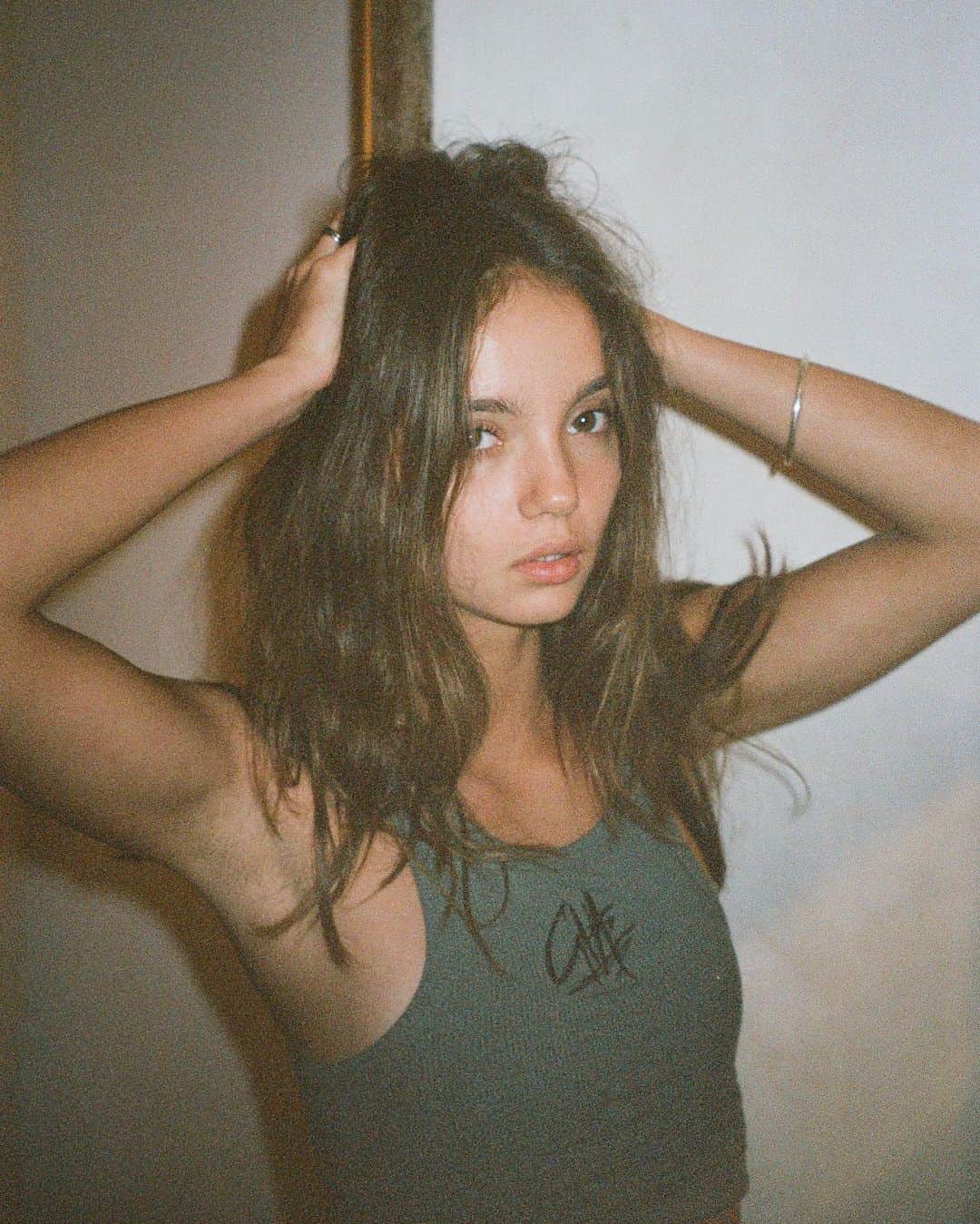 Inka Williamsさんのインスタグラム写真 - (Inka WilliamsInstagram)「 🏽👋🏽🤘🏽🦶🏽」5月19日 21時 ...