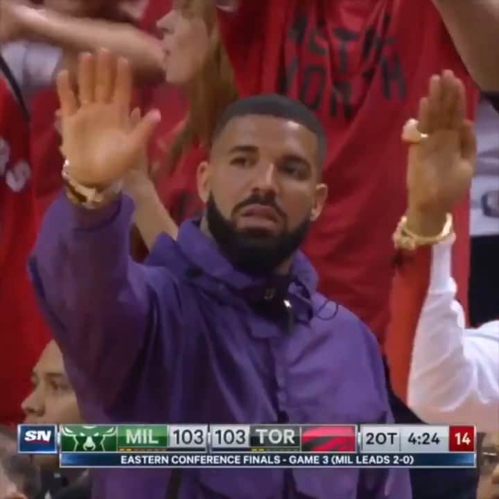 スポーツセンターさんのインスタグラム動画 - (スポーツセンターInstagram)「Drake waved goodbye to ...