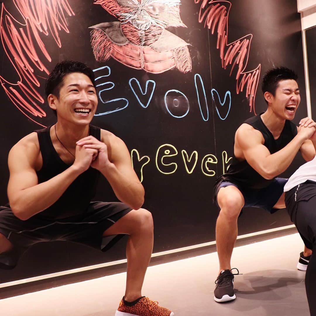 Evolv EMS Training Studioさんのインスタグラム写真 - (Evolv EMS Training StudioInstagram)「Evolvでは月に1度、店舗 ...