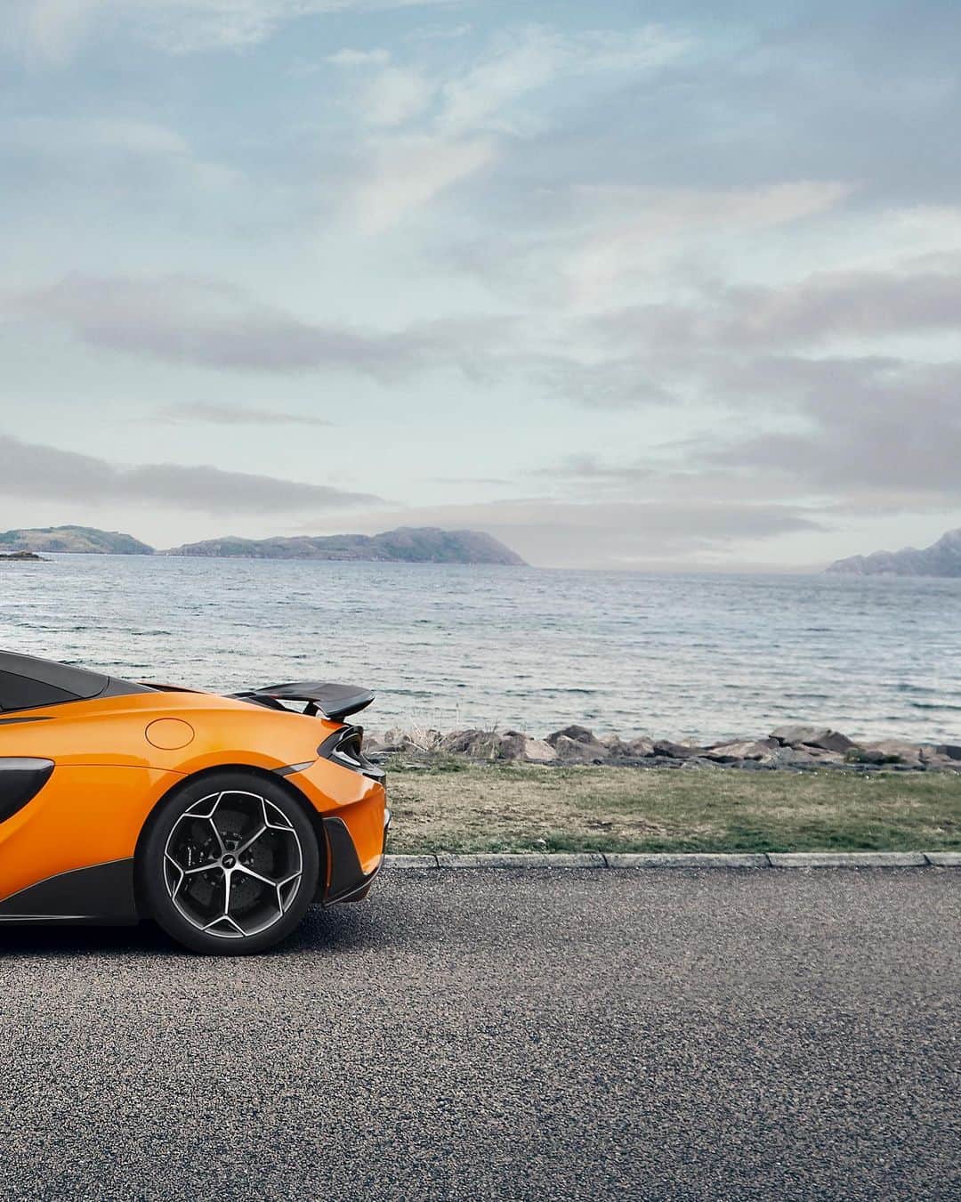 McLaren Automotiveさんのインスタグラム写真 - (McLaren AutomotiveInstagram)「No extra ...